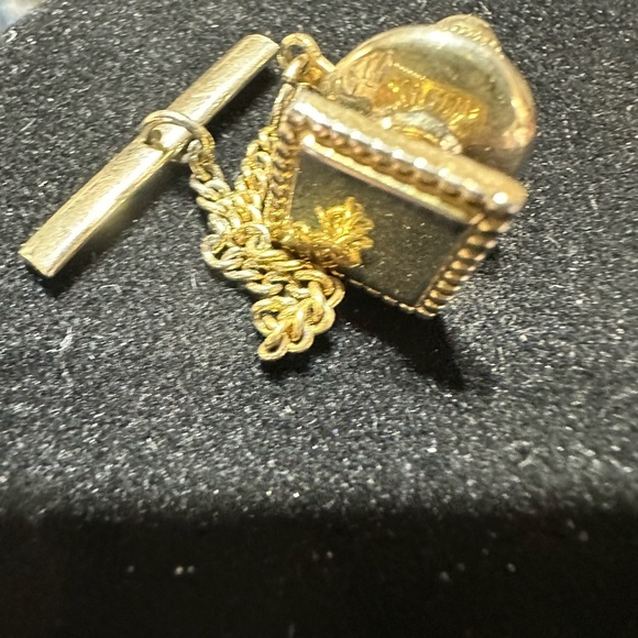 Sarah Coventry | Accessories | Gold Tone Sara Cov Tie Pin | Poshmark